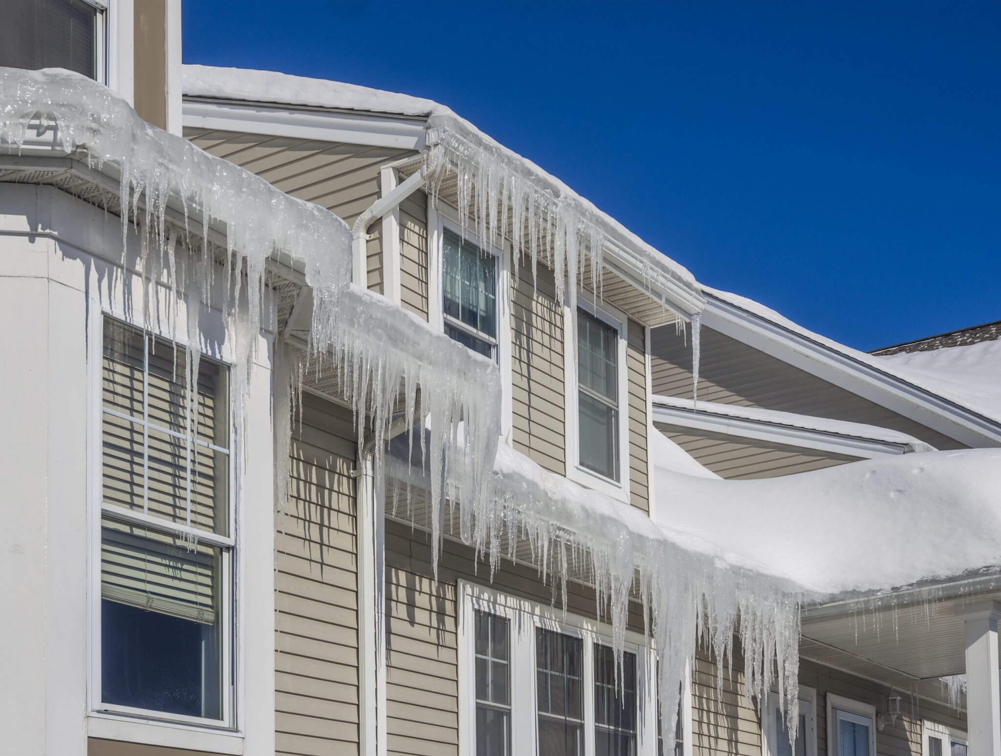 6 Signs of Winter Storm Damage to Your Roof You Need to Know